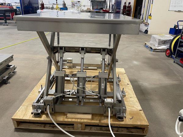 Carts & Tables – Custom Cut Metals