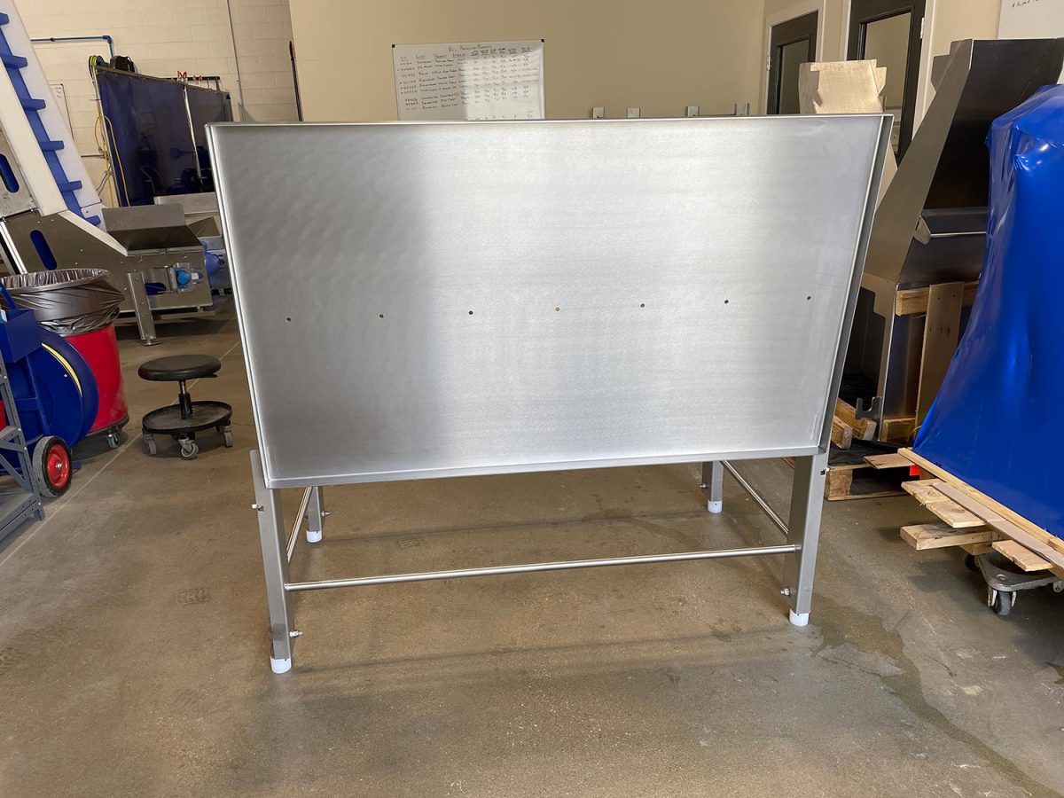 Carts & Tables – Custom Cut Metals