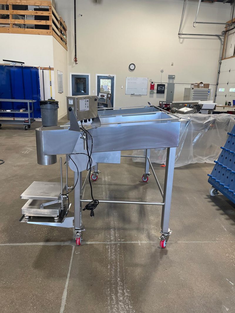 Carts & Tables – Custom Cut Metals